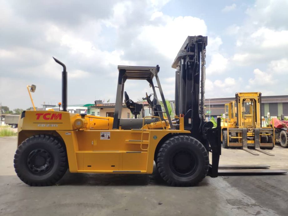 TCM 23.0 TON FORKLIFT - Superlift Machinery